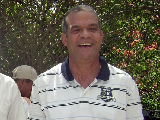 Ademar Pinto parabeniza Guaratinga pela passagem dos 52 anos de ...