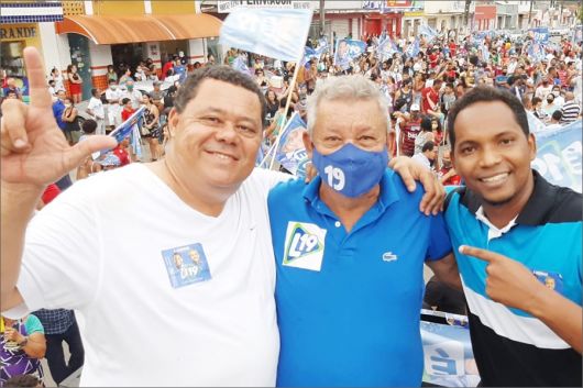 Reinan Queiroz fecha apoio a Luizinho | aGazeta Bahia Reinan Queiroz fecha apoio a Luizinho | aGazeta Bahia